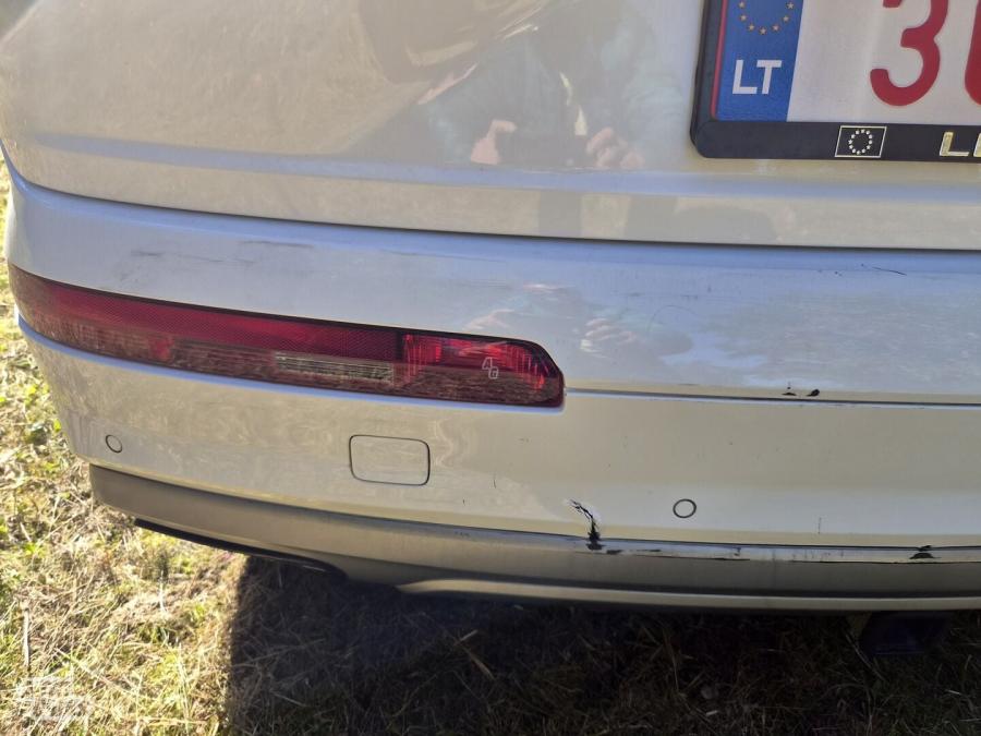 Audi Q7 2018 Viļņa, ar dzinēja tilpumu 2.00 L un nobraukumu 332 tūkst. km par 14300 €, foto 28 vietnē AUTOMOTO.COM.LV