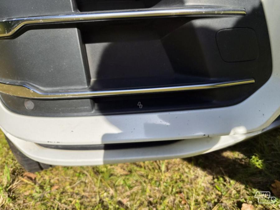 Audi Q7 2018 in Vilnius, with an engine capacity of 2.00 L and mileage of 332 thousand km for 14300 €, photo 10 on AUTOMOTO.COM.LV