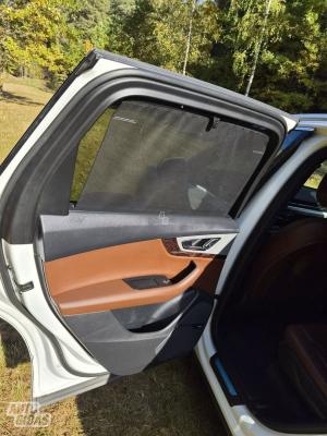 Audi Q7 2018 in Vilnius, with an engine capacity of 2.00 L and mileage of 332 thousand km for 14300 €, photo 25 on AUTOMOTO.COM.LV