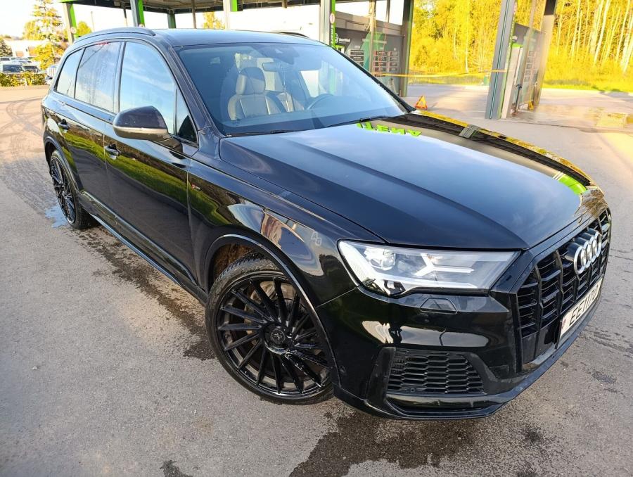 Audi Q7 2020 in Utena, with an engine capacity of 3.00 L and mileage of 170 thousand km for 29500 €, photo 3 on AUTOMOTO.COM.LV