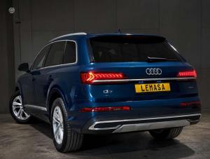 Audi Q7 2021 in Klaipeda, with an engine capacity of 0.00 L and mileage of 162 thousand km for 35900 €, photo 5 on AUTOMOTO.COM.LV