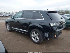 Audi Q7 2022 in Klaipeda, with an engine capacity of 0.00 L and mileage of 0 thousand km for 19300 €, photo 3 on AUTOMOTO.COM.LV