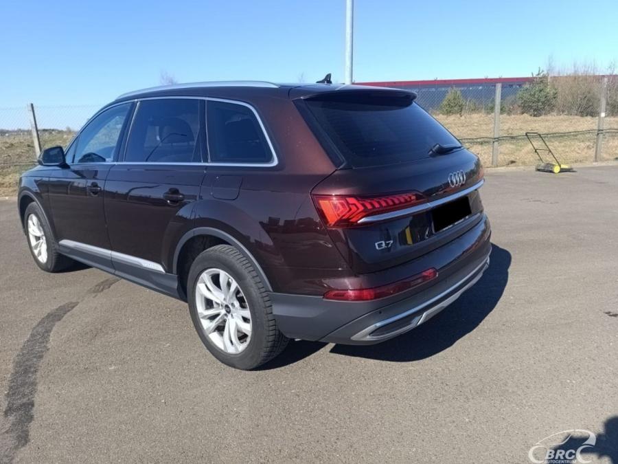 Audi Q7 2022 in Vilnius, with an engine capacity of 3.00 L and mileage of 114 thousand km for 44900 €, photo 3 on AUTOMOTO.COM.LV