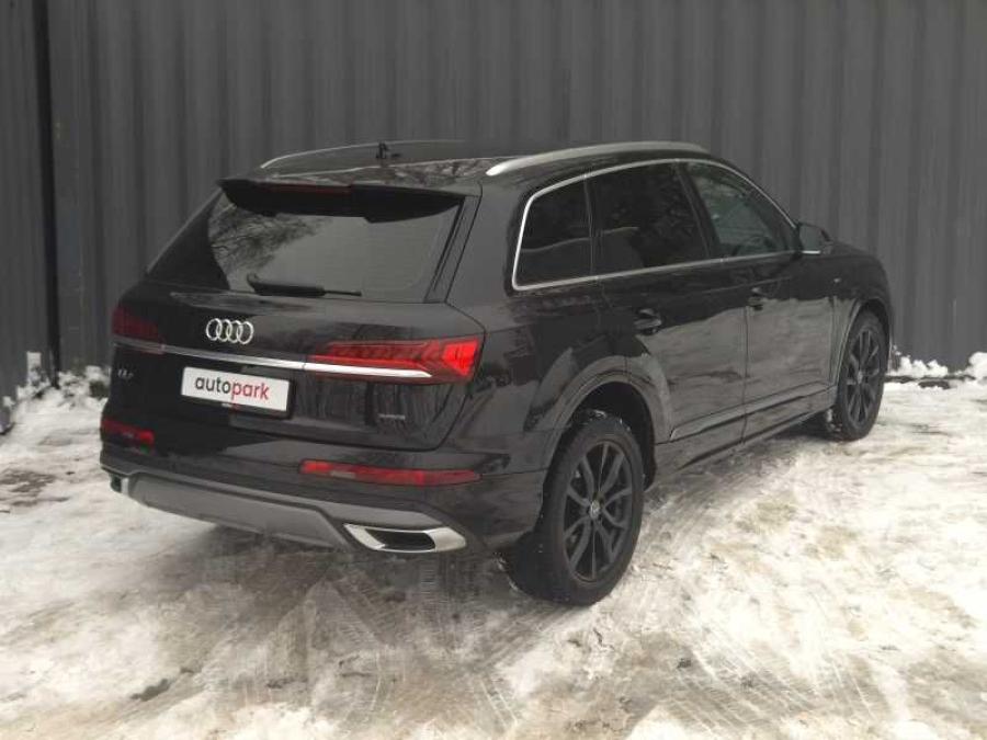 Audi Q7 2023 in Vilnius, with an engine capacity of 2.97 L and mileage of 123 thousand km for 51100 €, photo 3 on AUTOMOTO.COM.LV