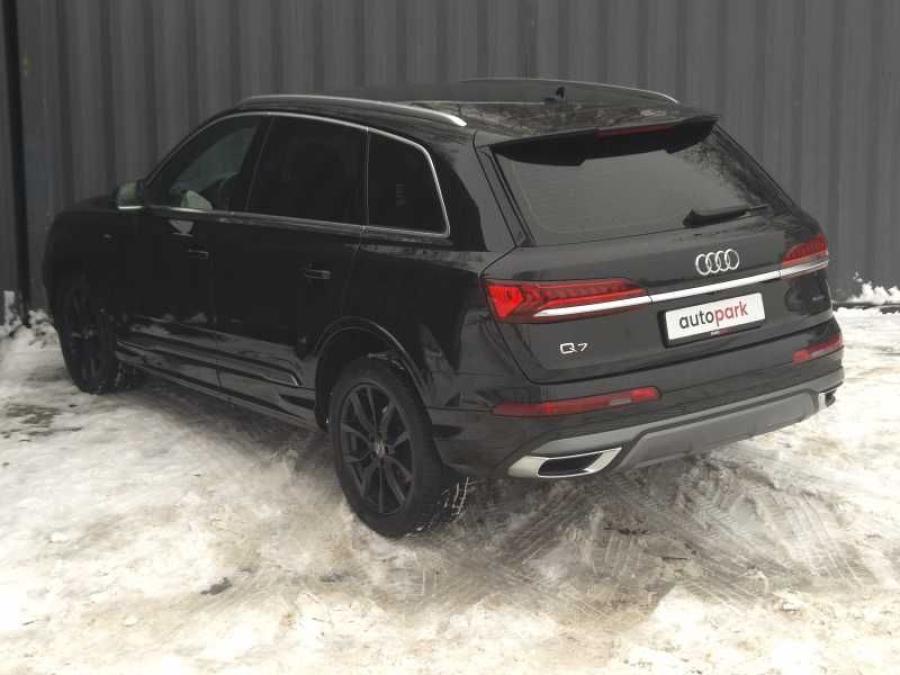Audi Q7 2023 in Vilnius, with an engine capacity of 2.97 L and mileage of 123 thousand km for 51100 €, photo 4 on AUTOMOTO.COM.LV