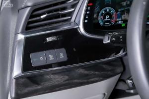 Audi Q7 2023 in Marijampole, with an engine capacity of 3.00 L and mileage of 35 thousand km for 51950 €, photo 30 on AUTOMOTO.COM.LV