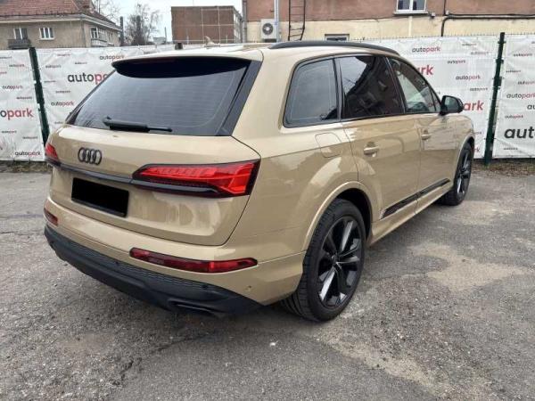 Audi Q7 2024 in Klaipeda, with an engine capacity of 3.00 L and mileage of 10 thousand km for 65700 €, photo 3 on AUTOMOTO.COM.LV