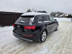 Black Audi Q7 e-tron 2016 in Kaunas, with an engine capacity of 3.00 L and mileage of 246 thousand km for 19950 €, photo 6 on AUTOMOTO.COM.LV