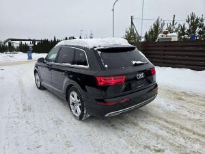 Black Audi Q7 e-tron 2016 in Kaunas, with an engine capacity of 3.00 L and mileage of 246 thousand km for 19950 €, photo 7 on AUTOMOTO.COM.LV