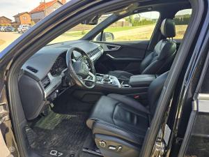 Melns Audi Q7 e-tron 2016 Kauņa, ar dzinēja tilpumu 3.00 L un nobraukumu 246 tūkst. km par 18800 €, foto 16 vietnē AUTOMOTO.COM.LV