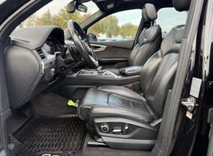 Black Audi Q7 e-tron 2016 in Kaunas, with an engine capacity of 3.00 L and mileage of 295 thousand km for 21900 €, photo 13 on AUTOMOTO.COM.LV