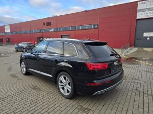 Черный Ауди Q7 e-tron 2016 в Каунас, объемом двигателя 3.00 л и пробегом 246 тыс. км за 18999 €, фото 6 на AUTOMOTO.COM.LV