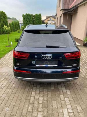 Синий Ауди Q7 e-tron 2016 в Шяуляй, объемом двигателя 3.00 л и пробегом 228 тыс. км за 25500 €, фото 6 на AUTOMOTO.COM.LV