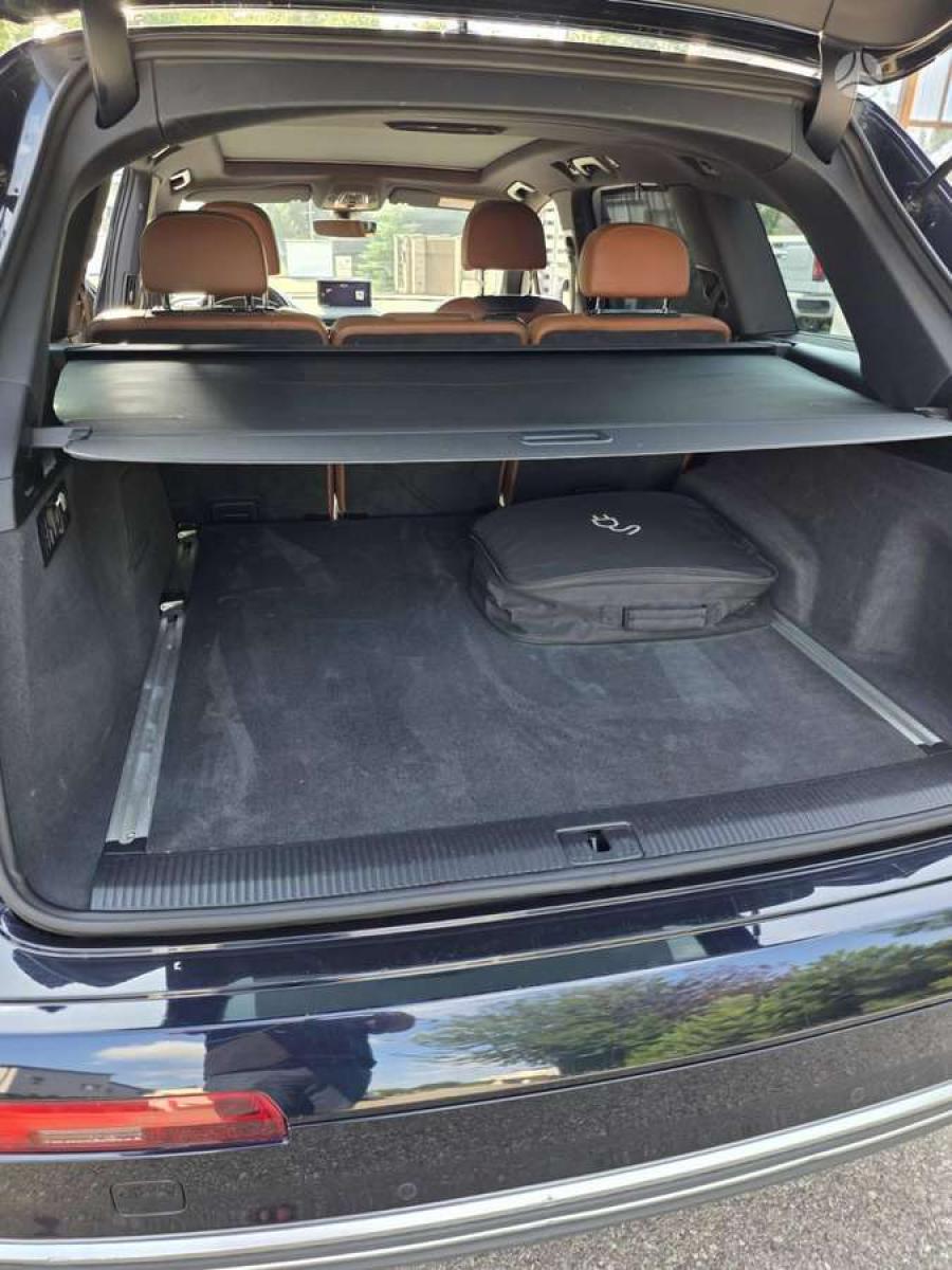 Zils Audi Q7 e-tron 2016 Kauņa, ar dzinēja tilpumu 3.00 L un nobraukumu 301 tūkst. km par 20300 €, foto 12 vietnē AUTOMOTO.COM.LV