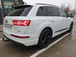 Balts Audi Q7 e-tron 2016 Viļņa, ar dzinēja tilpumu 3.00 L un nobraukumu 193 tūkst. km par 35000 €, foto 6 vietnē AUTOMOTO.COM.LV