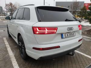Balts Audi Q7 e-tron 2016 Viļņa, ar dzinēja tilpumu 3.00 L un nobraukumu 193 tūkst. km par 35000 €, foto 7 vietnē AUTOMOTO.COM.LV