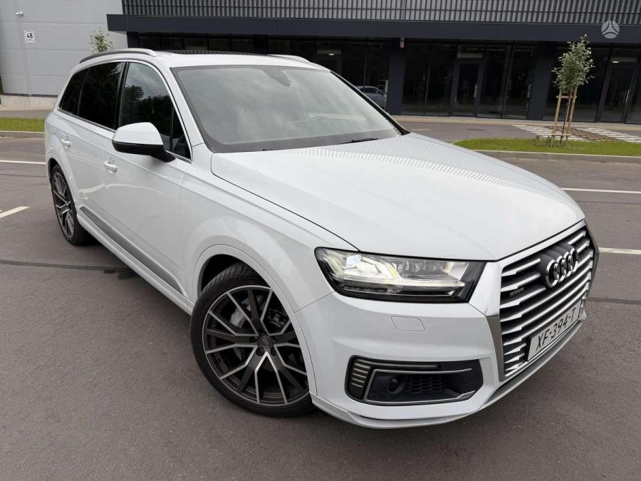White Audi Q7 e-tron 2016 in Utena, with an engine capacity of 3.00 L and mileage of 147 thousand km for 29900 €, photo 3 on AUTOMOTO.COM.LV
