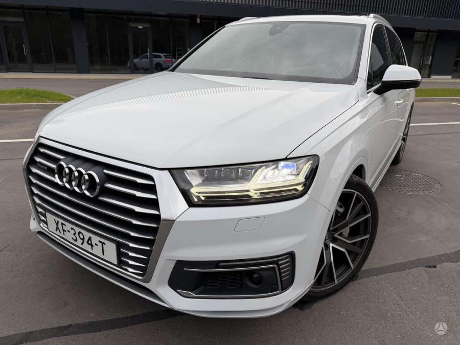 White Audi Q7 e-tron 2016 in Utena, with an engine capacity of 3.00 L and mileage of 147 thousand km for 29900 €, photo 4 on AUTOMOTO.COM.LV
