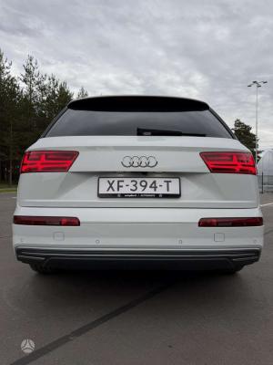 White Audi Q7 e-tron 2016 in Utena, with an engine capacity of 3.00 L and mileage of 147 thousand km for 29900 €, photo 22 on AUTOMOTO.COM.LV