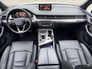 White Audi Q7 e-tron 2016 in Utena, with an engine capacity of 3.00 L and mileage of 147 thousand km for 29900 €, photo 25 on AUTOMOTO.COM.LV