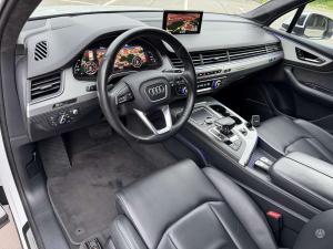 White Audi Q7 e-tron 2016 in Utena, with an engine capacity of 3.00 L and mileage of 147 thousand km for 29900 €, photo 26 on AUTOMOTO.COM.LV