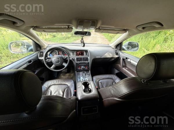 Green Audi Q7 2006 in Rezekne, with an engine capacity of 3.00 L and mileage of 453 thousand km for 3350 €, photo 5 on AUTOMOTO.COM.LV