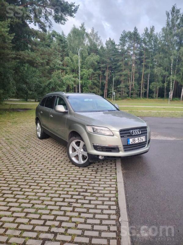 Green Audi Q7 2007 in Jurmala, with an engine capacity of 3.00 L and mileage of 470 thousand km for 5800 €, photo 1 on AUTOMOTO.COM.LV