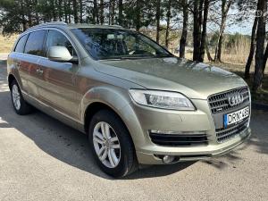 Green Audi Q7 2008 in Vilnius, with an engine capacity of 3.00 L and mileage of 334 thousand km for 4400 €, photo 2 on AUTOMOTO.COM.LV