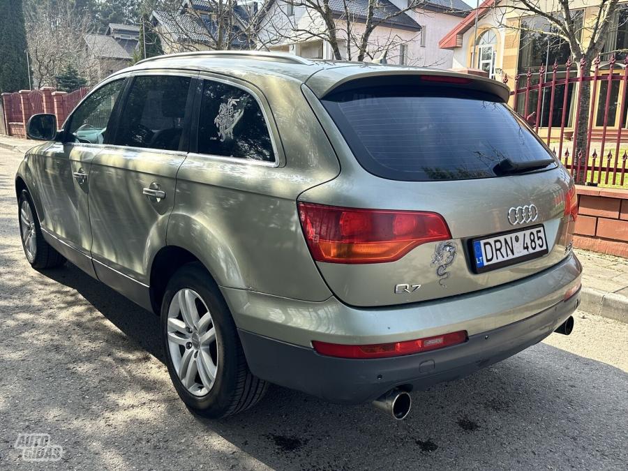 Green Audi Q7 2008 in Vilnius, with an engine capacity of 3.00 L and mileage of 334 thousand km for 4400 €, photo 4 on AUTOMOTO.COM.LV
