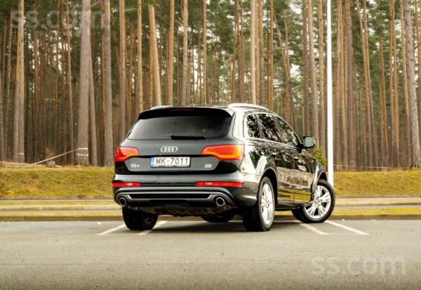 Green Audi Q7 2010 in Riga, with an engine capacity of 4.20 L and mileage of 187 thousand km for 13990 €, photo 6 on AUTOMOTO.COM.LV