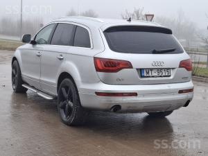 Pelēks Audi Q7 2006 Saldus, ar dzinēja tilpumu 3.00 L un nobraukumu 370 tūkst. km par 4750 €, foto 4 vietnē AUTOMOTO.COM.LV