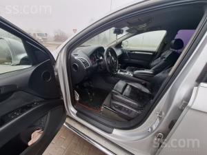 Pelēks Audi Q7 2006 Saldus, ar dzinēja tilpumu 3.00 L un nobraukumu 370 tūkst. km par 4750 €, foto 5 vietnē AUTOMOTO.COM.LV