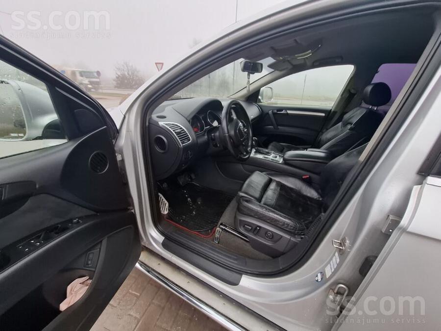 Pelēks Audi Q7 2006 Saldus, ar dzinēja tilpumu 3.00 L un nobraukumu 370 tūkst. km par 4750 €, foto 5 vietnē AUTOMOTO.COM.LV