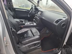 Pelēks Audi Q7 2006 Saldus, ar dzinēja tilpumu 3.00 L un nobraukumu 370 tūkst. km par 4750 €, foto 12 vietnē AUTOMOTO.COM.LV