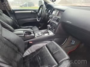 Pelēks Audi Q7 2006 Saldus, ar dzinēja tilpumu 3.00 L un nobraukumu 370 tūkst. km par 4750 €, foto 14 vietnē AUTOMOTO.COM.LV