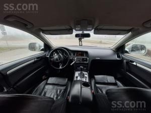 Pelēks Audi Q7 2006 Saldus, ar dzinēja tilpumu 3.00 L un nobraukumu 370 tūkst. km par 4750 €, foto 16 vietnē AUTOMOTO.COM.LV