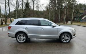 Pelēks Audi Q7 2006 Viļņa, ar dzinēja tilpumu 3.00 L un nobraukumu 347 tūkst. km par 5500 €, foto 5 vietnē AUTOMOTO.COM.LV