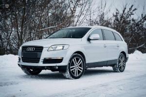 Grey Audi Q7 2006 in Vilnius, with an engine capacity of 2.97 L and mileage of 432 thousand km for 4400 €, photo 6 on AUTOMOTO.COM.LV