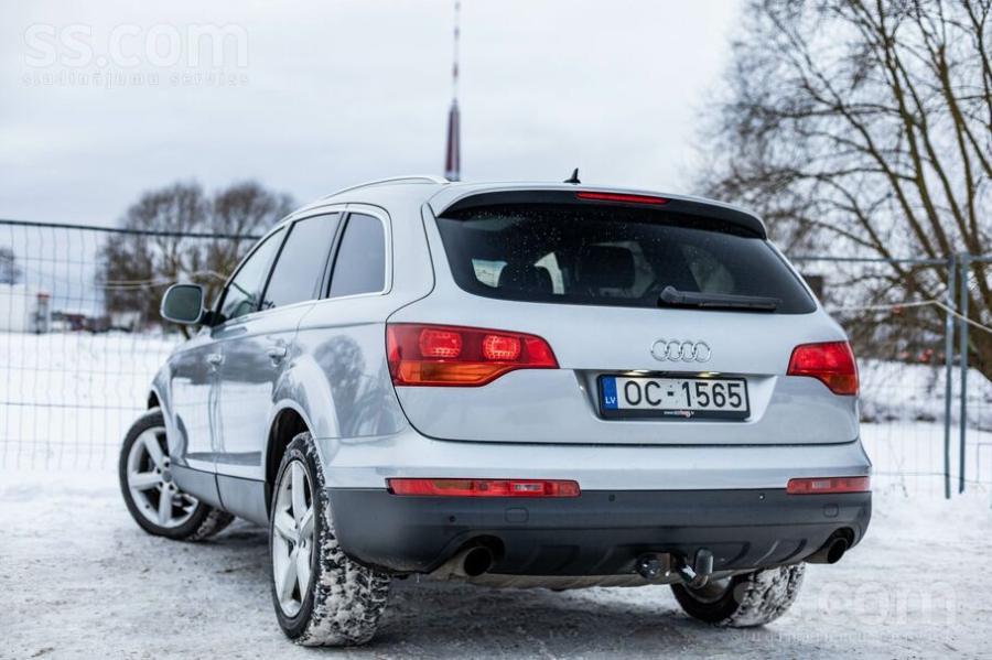 Grey Audi Q7 2006 in Riga, with an engine capacity of 3.00 L and mileage of 390 thousand km for 6790 €, photo 6 on AUTOMOTO.COM.LV