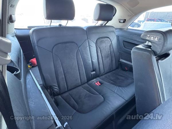 Pelēks Audi Q7 2006 Rapla, ar dzinēja tilpumu 4.20 L un nobraukumu 286 tūkst. km par 6000 €, foto 11 vietnē AUTOMOTO.COM.LV