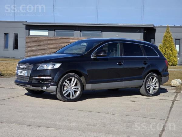 Grey Audi Q7 2006 in Riga, with an engine capacity of 3.00 L and mileage of 226 thousand km for 7700 €, photo 8 on AUTOMOTO.COM.LV