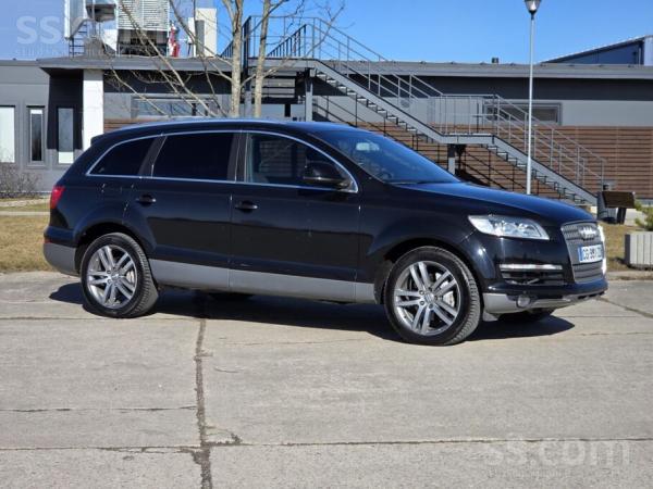 Grey Audi Q7 2006 in Riga, with an engine capacity of 3.00 L and mileage of 226 thousand km for 7700 €, photo 10 on AUTOMOTO.COM.LV