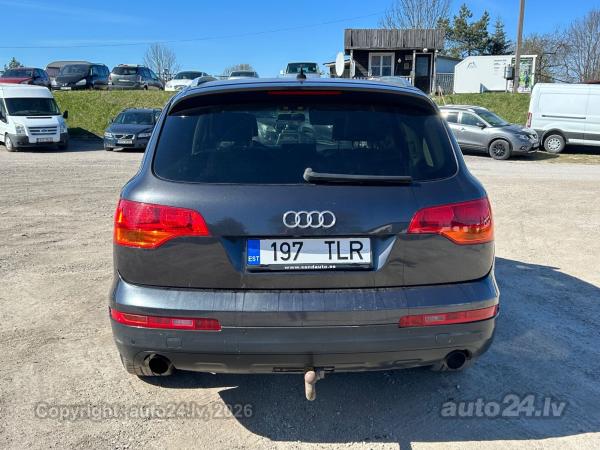 Grey Audi Q7 2006 in Valga, with an engine capacity of 3.00 L and mileage of 412 thousand km for 3300 €, photo 7 on AUTOMOTO.COM.LV