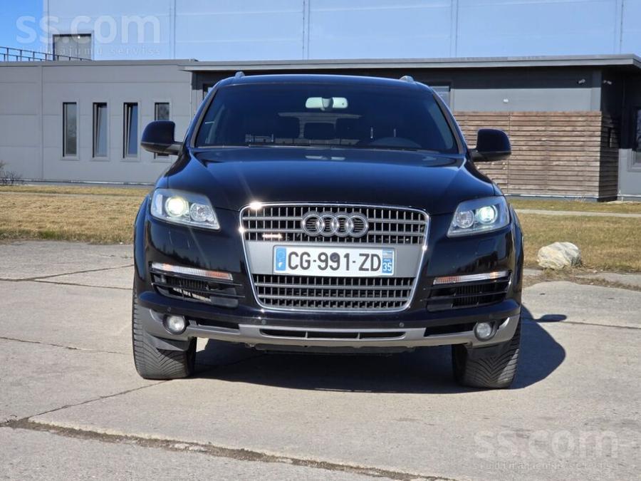 Pelēks Audi Q7 2006 Rīga, ar dzinēja tilpumu 3.00 L un nobraukumu 226 tūkst. km par 6990 €, foto 3 vietnē AUTOMOTO.COM.LV