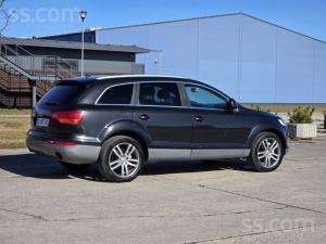 Pelēks Audi Q7 2006 Rīga, ar dzinēja tilpumu 3.00 L un nobraukumu 226 tūkst. km par 6990 €, foto 13 vietnē AUTOMOTO.COM.LV