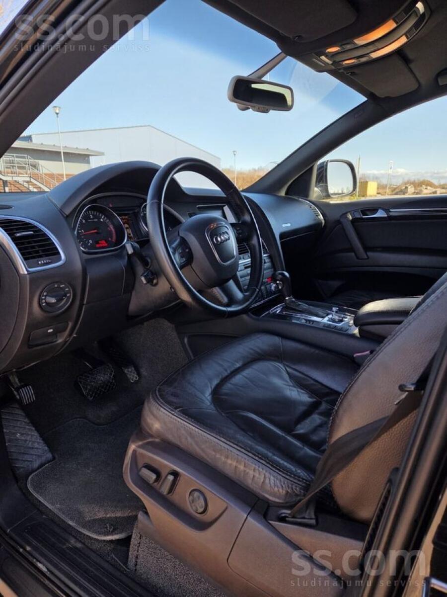 Pelēks Audi Q7 2006 Rīga, ar dzinēja tilpumu 3.00 L un nobraukumu 226 tūkst. km par 6990 €, foto 19 vietnē AUTOMOTO.COM.LV