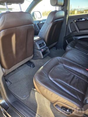 Pelēks Audi Q7 2006 Rīga, ar dzinēja tilpumu 3.00 L un nobraukumu 226 tūkst. km par 6990 €, foto 21 vietnē AUTOMOTO.COM.LV