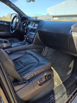 Pelēks Audi Q7 2006 Rīga, ar dzinēja tilpumu 3.00 L un nobraukumu 226 tūkst. km par 6990 €, foto 22 vietnē AUTOMOTO.COM.LV