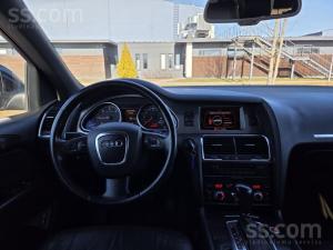 Pelēks Audi Q7 2006 Rīga, ar dzinēja tilpumu 3.00 L un nobraukumu 226 tūkst. km par 6990 €, foto 31 vietnē AUTOMOTO.COM.LV