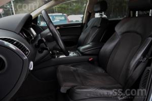 Grey Audi Q7 2006 in Riga, with an engine capacity of 3.00 L and mileage of 322 thousand km for 5500 €, photo 13 on AUTOMOTO.COM.LV
